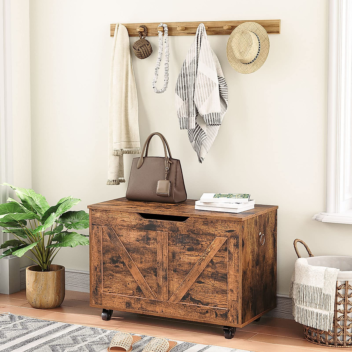 HOOBRO Storage Chest, Toy Box, 29.5" Storage Bench with 4 Wheels, Toy Chest Supports 220 lb, Safety Hinge, U-Shaped Opening, Easy Assembly, for Bedroom, Living Room,Rustic Brown FG74CW01