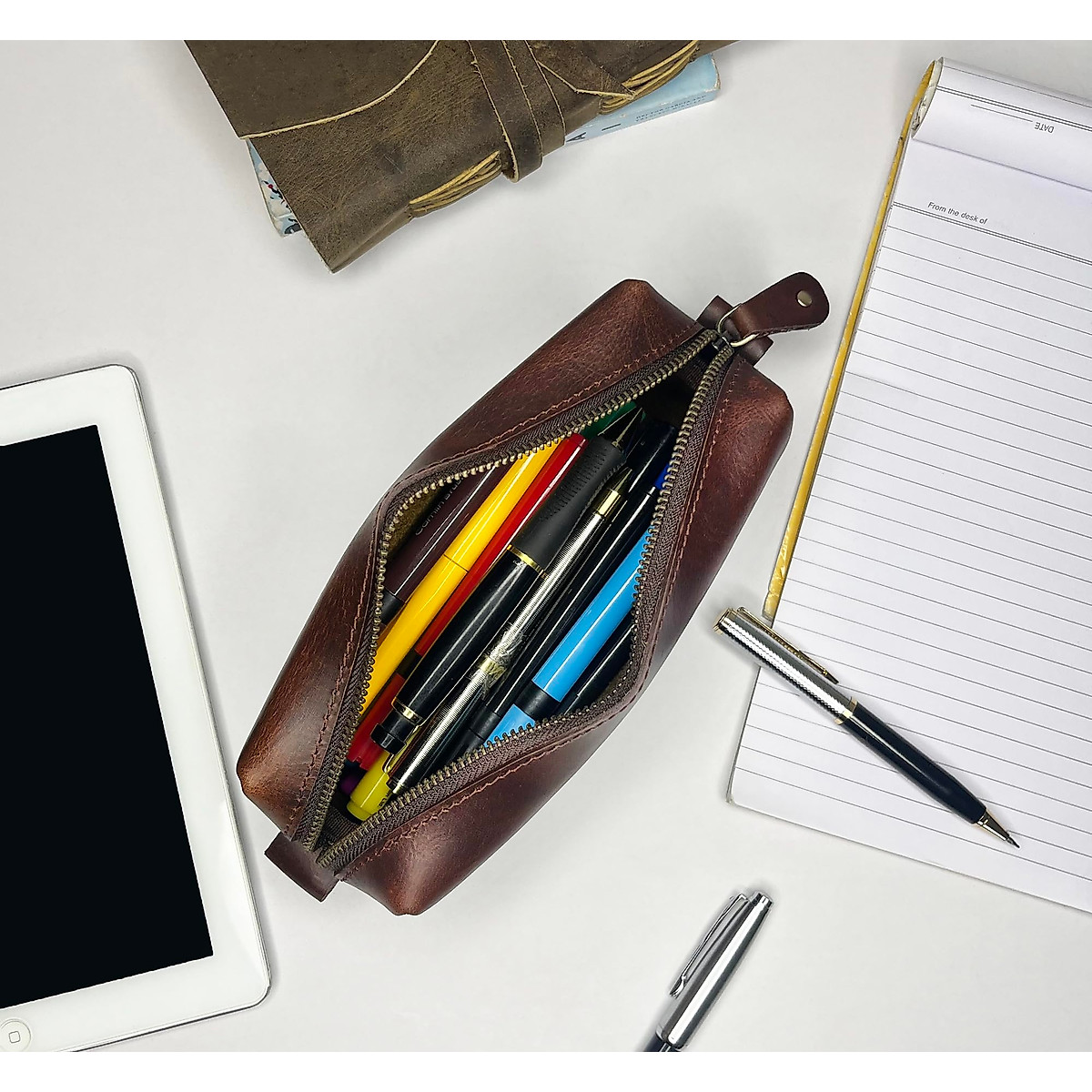 RUSTIC TOWN Leather Pencil Case - Handcrafted Full-Grain Zipper Leather Pen Pencil Holder - Elegant & Practical Pencil Pouch for Work & Office