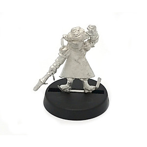 Stonehaven Miniatures Gnome Illusionist Figure (for 28mm Scale Table Top War Games) - Made in USA