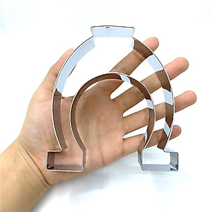 LILIAO Lucky Horseshoe Cookie Cutter - 4.3 x 4.5 inches - Stainless Steel