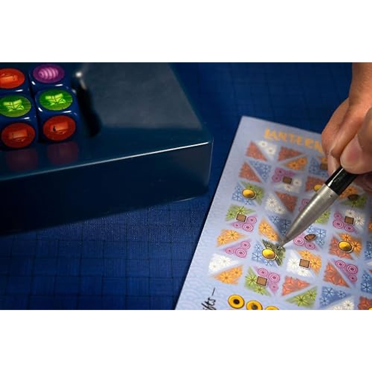 Lanterns Dice - Lights in The Sky, Card Dice Board Game 2-4 Players, 30-45 Min, Ages 10 and Up, Decorate The Palace Lake with Floating Lanterns to Impress The Emperor, Score Points for Best Festival