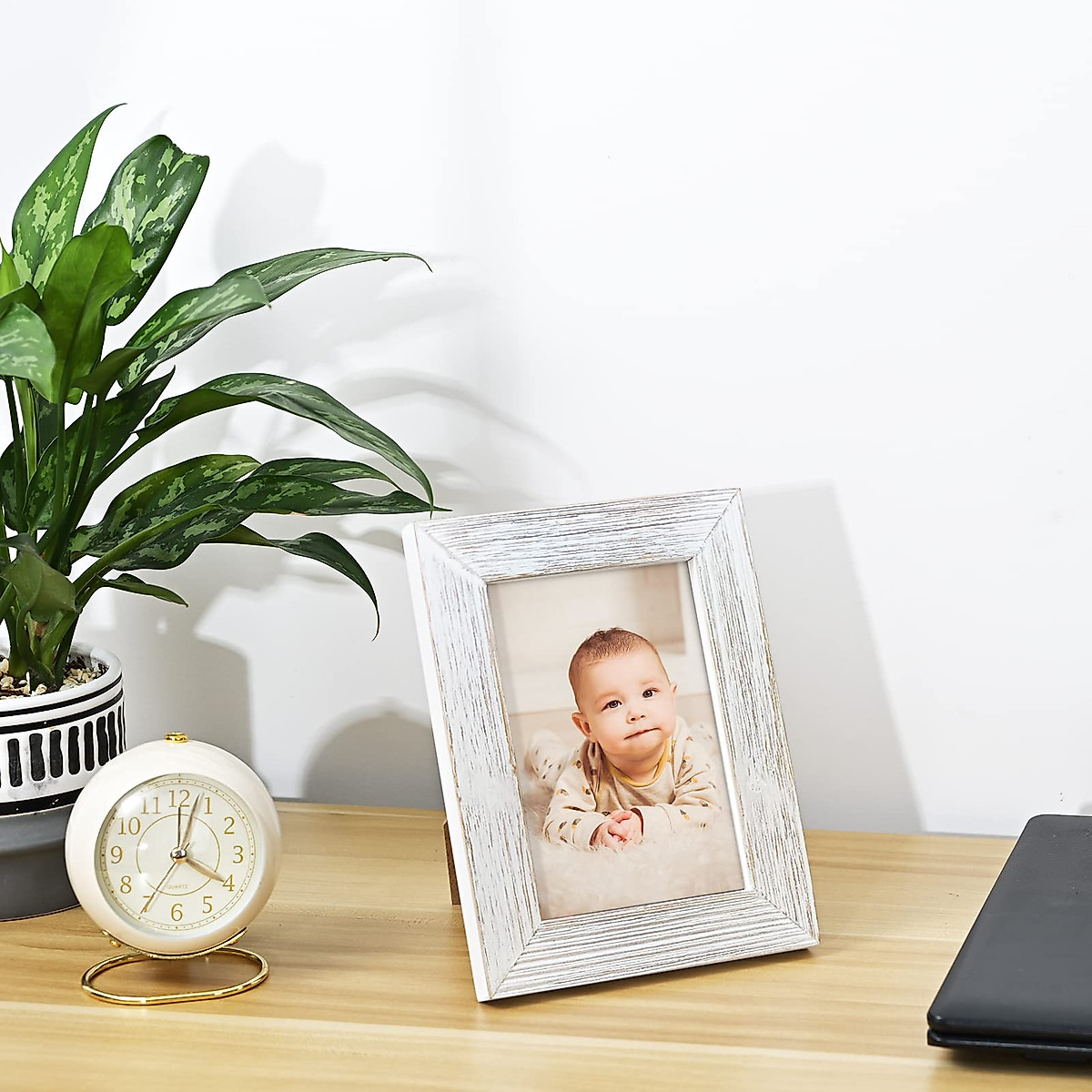 Wooden 5x7 Picture Frame Distressed Farmhouse Weathered Rustic Photo Frame Vintage White Wood Grain & Clear Glass Front Tabletop Display Wall Mounting Wedding Baby Family Portraits Home Office Decor…
