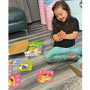 The Learning Journey - Match It! Spelling Jr. - 15 Piece Self-Correcting Spelling Puzzle for Three and Four Letter Words with Matching Images - Word Puzzles for Kids Ages 3-5 - Award Winning Toys