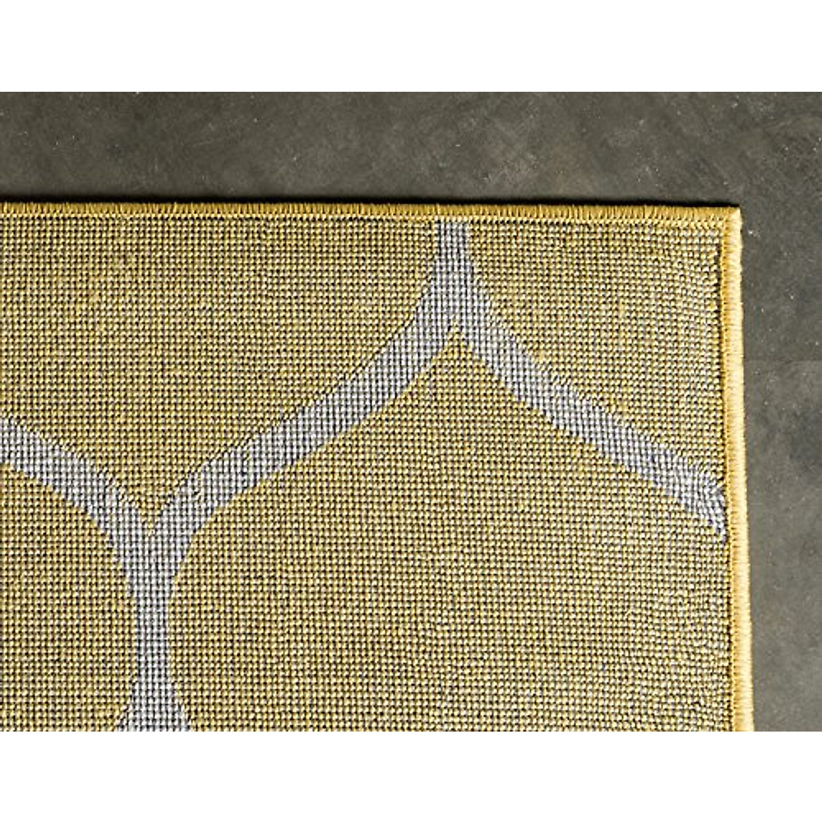 Unique Loom Trellis Frieze Collection Area Rug - Rounded (4' 1" x 6' 1", Yellow/ Ivory)