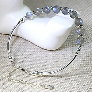Jan&Dee Manual Original Labradorite Gray Moonstone Crystal Bracelet