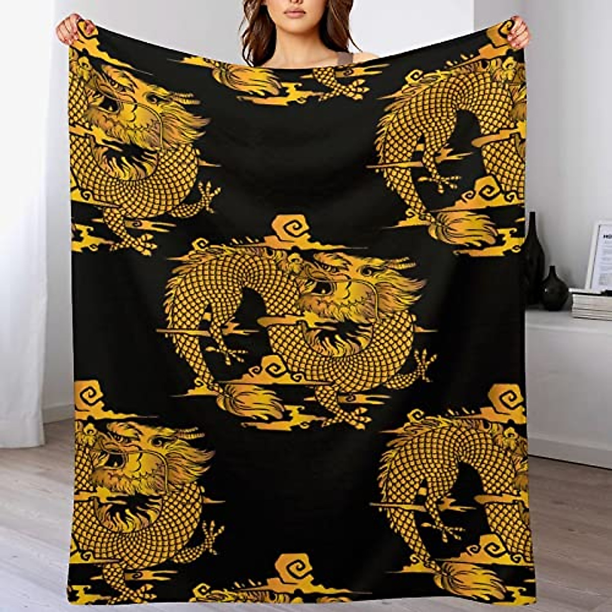Traditional Eastern Dragons Throw Blanket for Couch Bed Flannel Lap Blanket Lightweight Cozy Plush Blanket for All Seasons 40"x60"