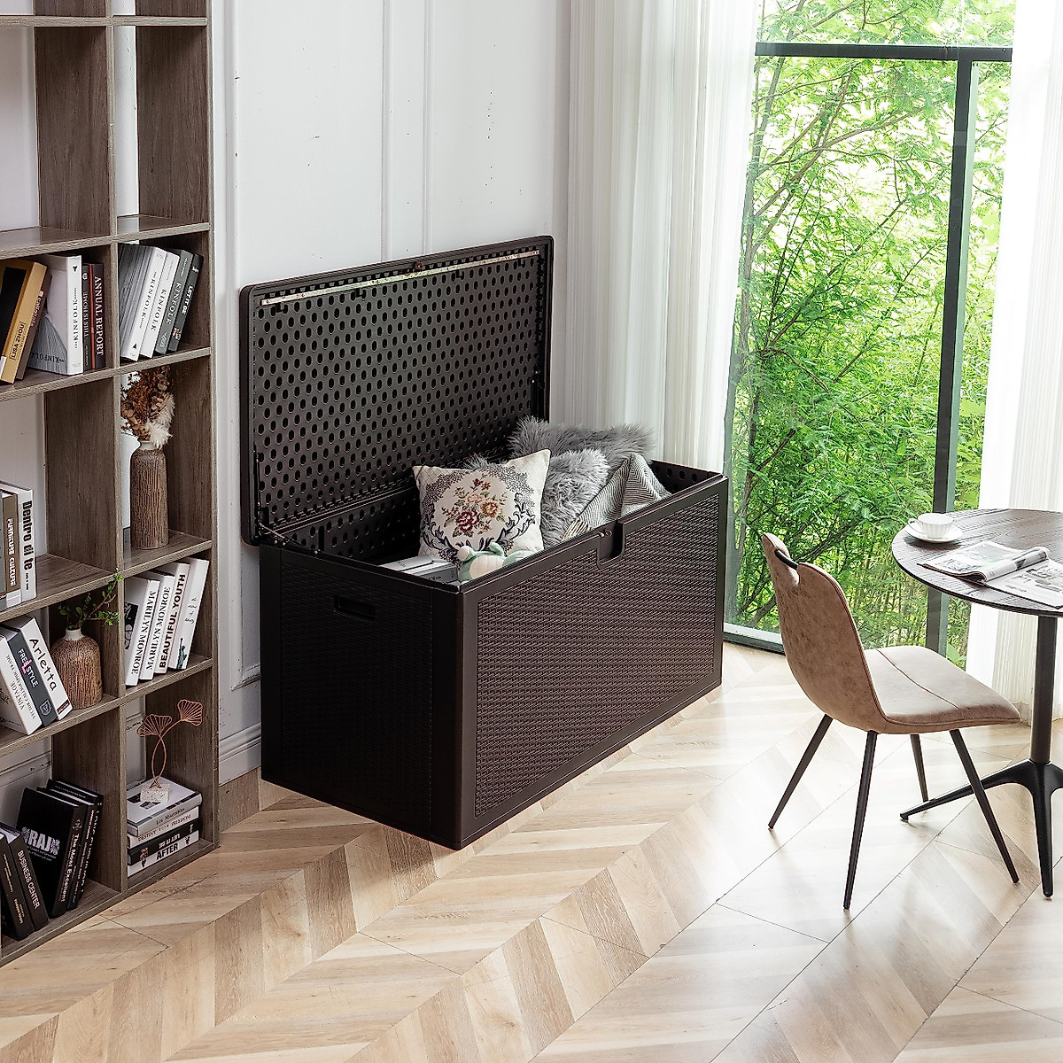 BTEXPERT 150 Gallon Large Resin Deck Box, Outdoor Storage Container for Patio Furniture Cushions Garden Tools Pool Toys Sports Equipment Waterproof Lockable Stainless Steel Metal insert rod