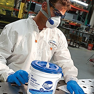 KleenGuard 49004 A20 Breathable Particle-Pro Coveralls, Zip, X-Large, White (Case of 24)