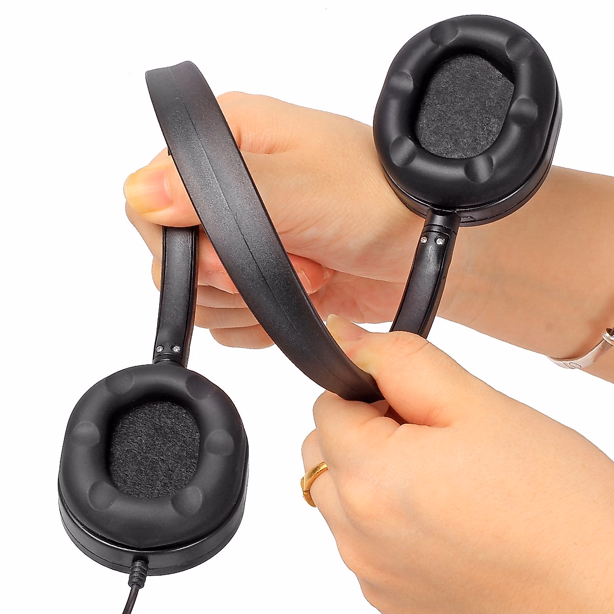 Kaysent Wholesale Bulk Earphone Earbud Headphone (KHP-025) 25 Pack Wholesale Headphone for School,Airplane,Hospital,Students,Kids and Adults