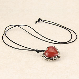 GelConnie Leather Pendants for Women Red Heart Necklace Alloy Agate Pendant Necklace Ethnic Brown Leather Necklace Choker Chunky Pendant Necklaces