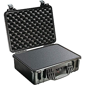 Pelican 1520 Case With Foam (Black)