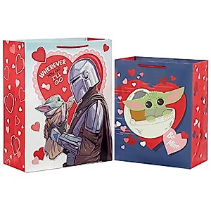 Hallmark Star Wars The Mandalorian Valentine's Day Gift Bag Set (2 Bags: 1 Large 13", 1 Extra Large 15") Grogu, Baby Yoda, for Kids, Husbands, Fans