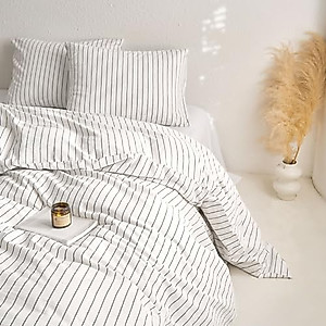 Wake In Cloud - Striped Cotton Duvet Cover Set, Ticking Stripe Vertical Pinstripe Farmhouse, 100% Washed Cotton Textured Percale Bedding Set, 3 Pieces, White, King Size