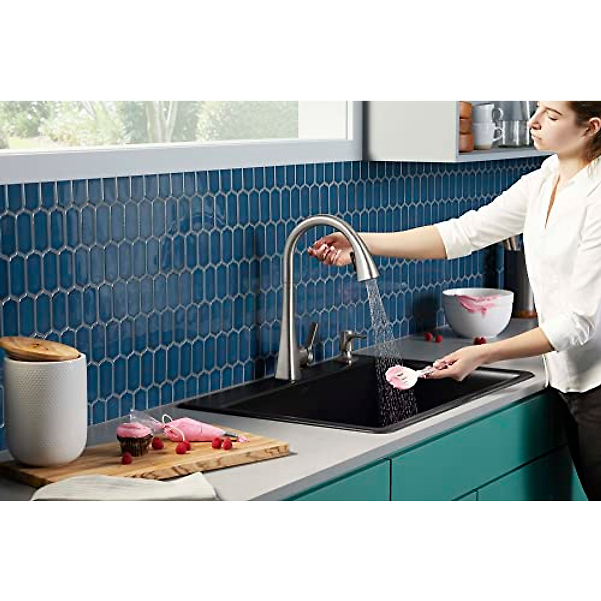 KOHLER R26281-SD-VS Maxton Touchless Pull-Down Kitchen Faucet with Soap Dispenser, Kitchen Sink Faucet with Pull Down Sprayer, Touchless Activation Faucet, Vibrant Stainless