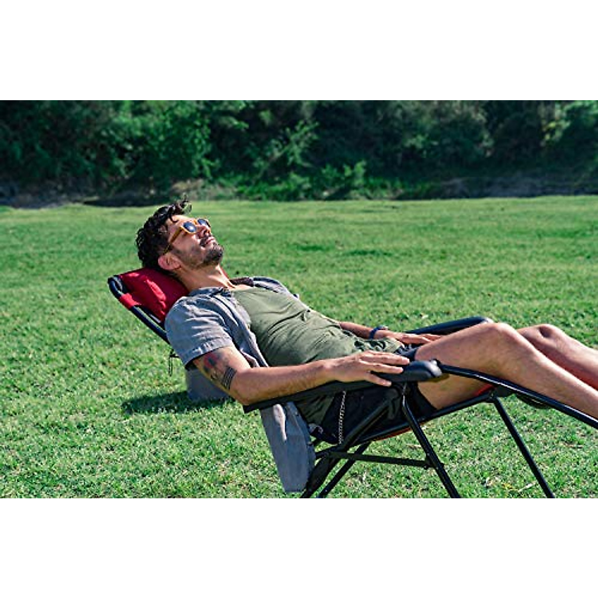 PORTAL Oversized Mesh Back Zero Gravity Reclining Patio Chairs, XL Padded Seat Folding Patio Lounge Chair with Adjustable Pillow and Cup Holder for Poolside Backyard Lawn, Support 350lbs, Red