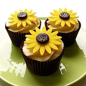 3Pcs Hand Press Flower Fondant Stamp, Fondant Cake Cutter Mould, Chrysanthemum Cookie Cutter Cake Decorating Mold