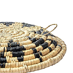 Artera Wicker Wall Basket Decor - Hanging Woven Seagrass Flat Baskets, Round Boho Wall Basket Decor for Living Room or Bedroom, Unique Wall Art, Set of 3, 23" to 13.5". (Style 2)