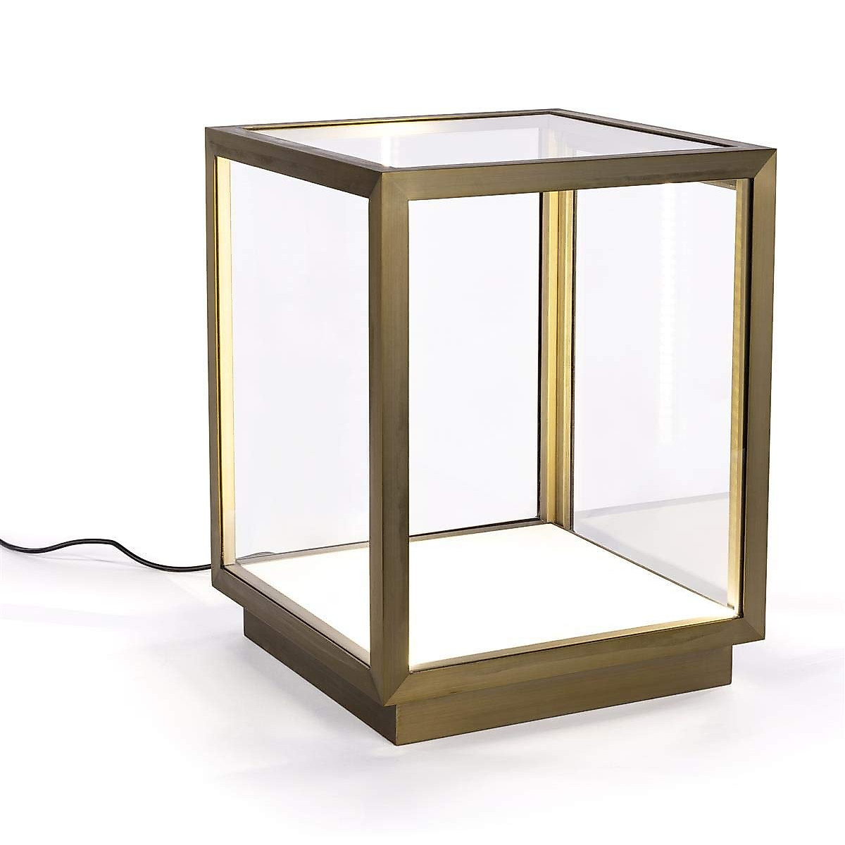 Displays2go Tabletop Glass Display Cases with LED Lighting – Bronze (DC1620SGSS)