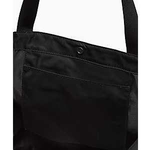 Lululemon Take it On Tote (Black)
