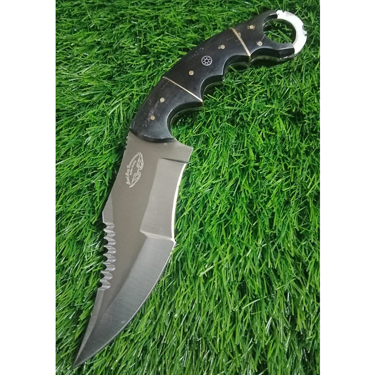 Fixed Blade Custom Hunting Handmade Damascus Steel Full Tang Bowie Hunting Knife Outdoors and Sport Knife