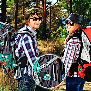 24 Pack Adventure Keychains Travel Party Key Chains Retro Voyage Portable Keyring for Retirement Farewell Birthday Baby Shower Carnival Party Decorations Camping Gift Accessories