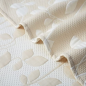 CAROMIO Muslin Blankets for Adults Queen Size, Soft Breathable Yarn Dyed Jacquard Leaf Pattern Cotton Quilted Bed Throw Blanket Home Decoration for All Season, Beige, 90 x 90 Inches