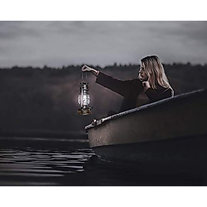 YAKii LED Vintage Lantern Metal Hanging Hurricane Lantern 12 LED Dimmer Switch Cold White Battery Operated Lantern Power Outage Indoor Camping Lighting Outdoor Brooklyn Lantern (Black 2 Pack)