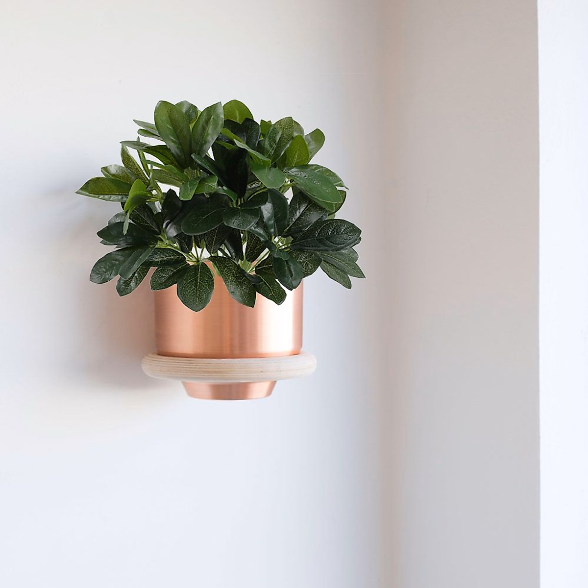 GTIDEA Artificial Shrubs Plants Fake Silk Schefflera Bushes Real Touch Faux Greenery Leaf Arrangements Indoor Outdoor Garden Office Home Table Centerpieces Wall Hanging Décor 2pcs