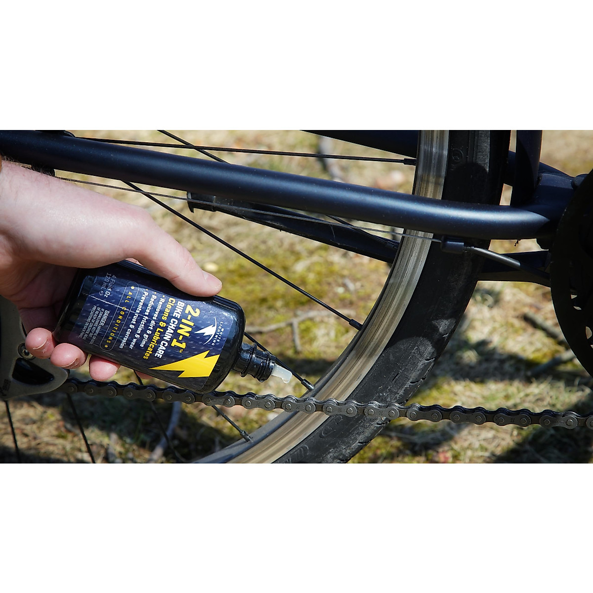 White Lightning 2-in-1 Bike Care 4 oz Lubricant and Degreaser (W21046602)