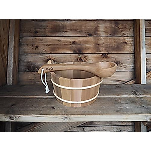 HSE Curved Cedar Sauna Ladle (100ml, Red Cedar)