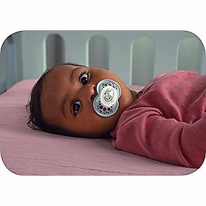 MAM Original Day & Night Baby Pacifier, Nipple Shape Helps Promote Healthy Oral Development, Glows in The Dark, 3 Pack, 16+ Months, Girl,3 Count (Pack of 1)