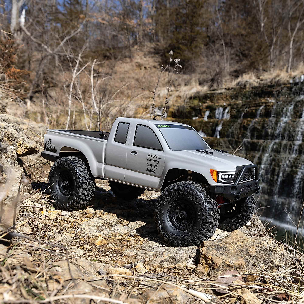 Axial RC Truck 1/10 SCX10 III Base Camp 4WD Rock Crawler Brushed RTR (Batteries and Charger Not Included), Grey, AXI03027T3