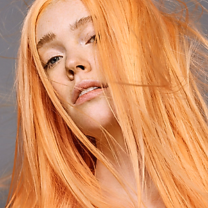 Good Dye Young Semi-Permanent Hair Color, Vegan and Cruelty-Free Peach Orange Hair Dye, Last up to 24 Washes, Non-Damaging Conditioning Hair Color (5FL OZ, Peach Fuzz)