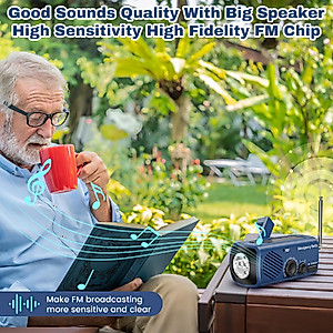 Emergency Hand Crank Radio AM/FM with LED Flashlight, Portable Weather Radio with Solar Charging Manual Crank and Battery Operation, Mergency Phone Charging for Home Outdoor Camping（Blue）