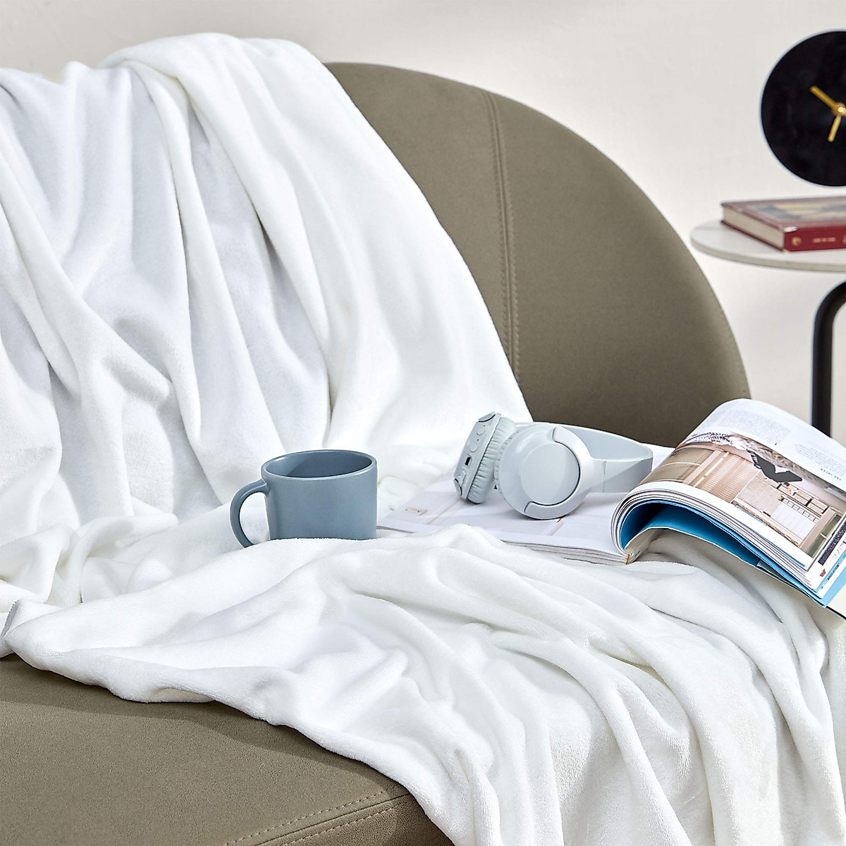 SLEEP ZONE Flannel Fleece Baby Sublimation Blanket 30x40 Inches - Soft Fuzzy Plush White Kids Bed Travel Blanket Throw for Girls, Boys, Toddlers, Puppies