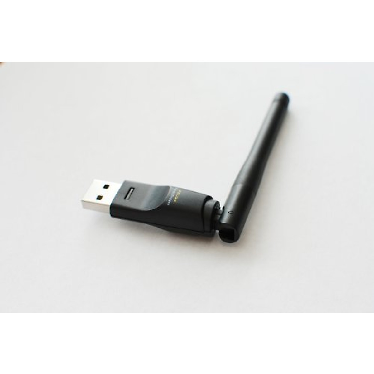 Panda Wireless® Mid Range 150Mbps Wireless N USB Adapter w/ 2dBi Antenna - Win XP/Vista/7/8/10/11, Mint, Ubuntu, MX Linux, Manjaro, Fedora, Centos, Kali Linux and Raspbian