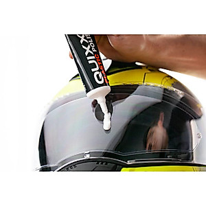QUIXX 10003 Acrylic Scratch Remover - Removes Scratches From Clear Acrylic and Plexiglas Surfaces On Cars, Motorcycles, Caravans, and Boats