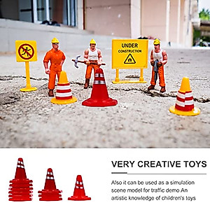 CANIGHT 100 pcs DIY Pattern Sand Props Aids Mini Cones Cone with Playthings Photo Training Style Driveway Theme Field Prop Home Random Decor Plastic Child Sports Street Mats Pretend