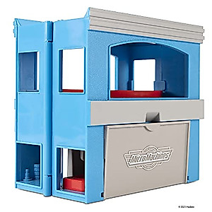 Micro Machines Medium Transforming Playset, Gas N Dash - Expanding Playset with Included Exclusive Vehicle - Toy Cars for Kids and Collectors - Collect Them All