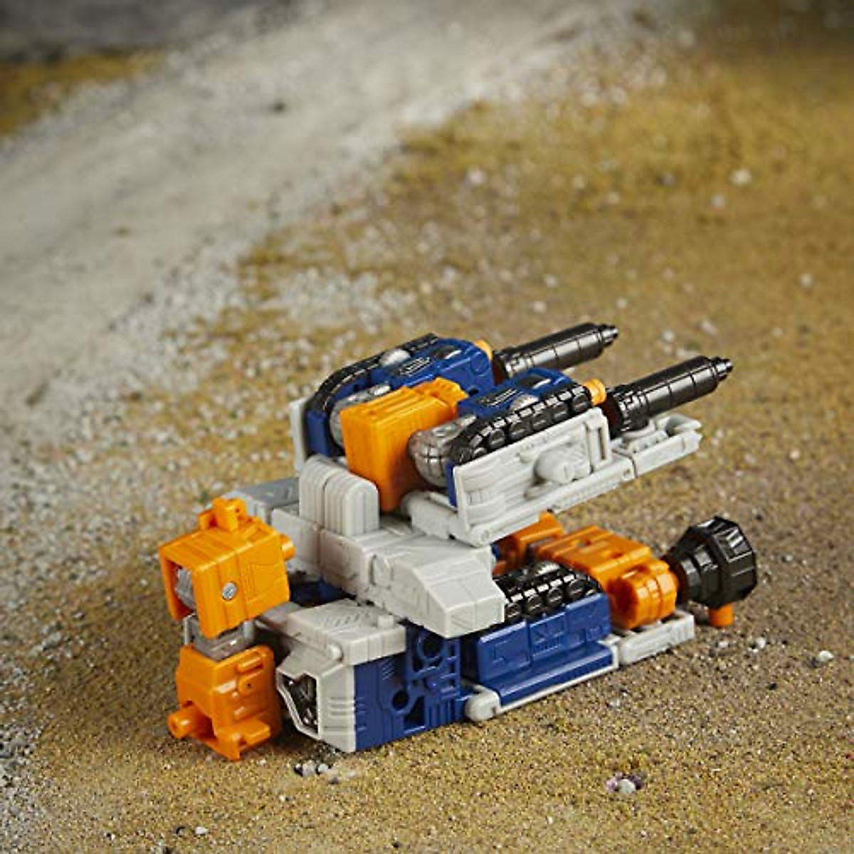 Transformers Toys Generations War for Cybertron: Earthrise Deluxe WFC-E18 Airwave Modulator Figure - Kids Ages 8 and Up, 5.5-inch