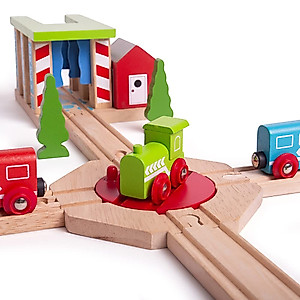 Bigjigs Rail 4 Way Turntable - Wooden Train Set Accessories, Railway Gifts for Kids, Compatible with Most Other Rail Brands, Age 3 Years Old +