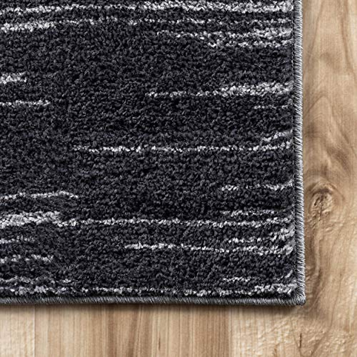nuLOOM Lexie Ombre Runner Rug, 2' 6" x 6', Black
