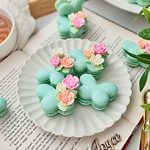 30 Tea Party Icing Flowers | Small Edible Flowers| Edible Roses| Pink Roses| Ivory Sprinkles | Royal Icing Flowers | Pink Sprinkles | Simply Sucré