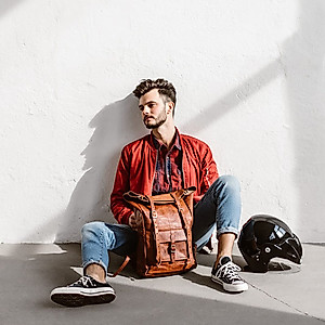 BERLINER BAGS Vintage Leather Backpack Leeds M, Large Waterproof Bookbag for Men and Women - Brown