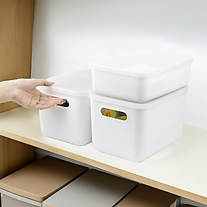 ZEXALOR 8 Pcs Storage Bins with Lids, Stackable Plastic Storage Containers for Organizing, Organizer Bins Shelf Baskets for Pantry Cabinet Shelves Desktop Freezer Drawer Organization (White, 4M+4S)