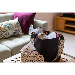 Tommee Tippee Made for Me Daily Disposable Breast Pads, Soft, Absorbent and Leak-Free, Contoured Shape, Adhesive Patch, Large, Pack of 100