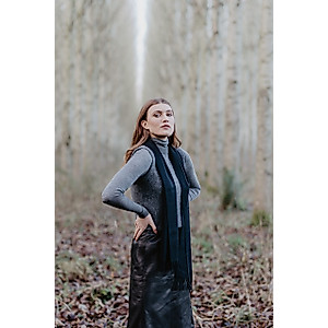 Glen Isla 100% Cashmere Scarf Plain Black - Made In Scotland