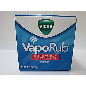 Vicks VapoRub Ointment,1.76 Ounce (Pack of 1)
