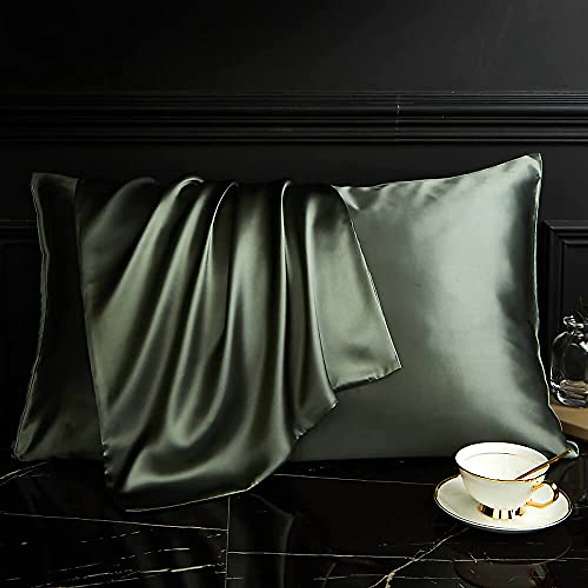 DISANGNI 100% Mulberry Silk Silk Pillowcase, Used for Hair and Skin, Envelope Type, Silk on one Side and Tencel on The Other Side, Count 600, 1pc (Green, Queen(50x75cm))