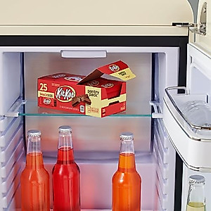 KIT KAT Milk Chocolate Wafer Snack Size, Candy Pantry Pack, 12.25 oz (25 Pieces)